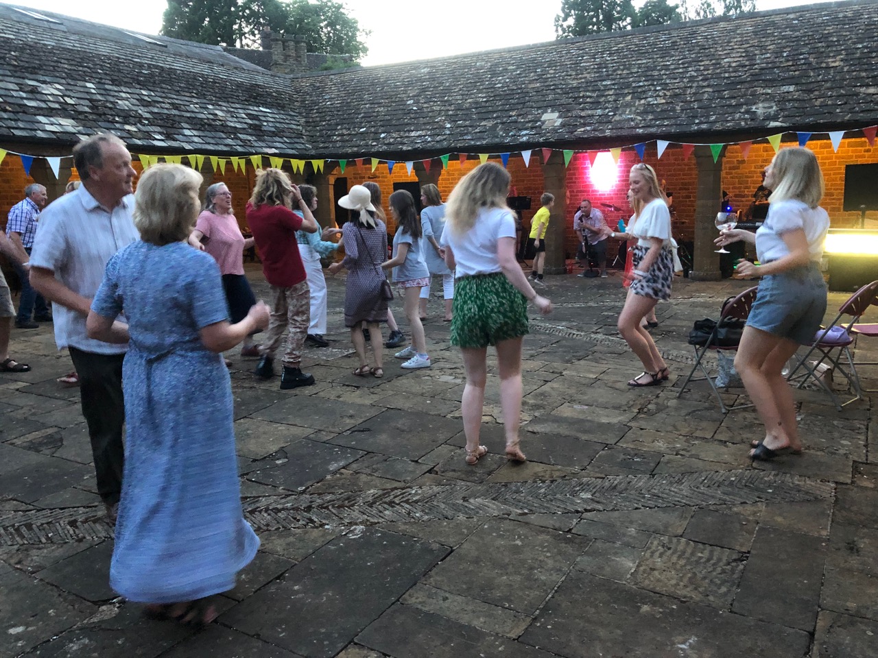 Farthingstone Village